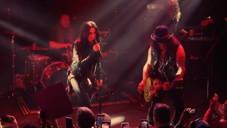 See DOROTHY team with SLASH in grindhouse video for “Tombstone Town”