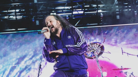 Jonathan Davis Looks Back on Working as a Mortician Before Korn