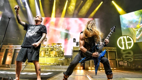 Pantera in Russia: See Amazing Photos From Iconic 1991 Monsters of Rock ...