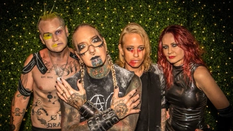 Rayna Foss' Daughter: Founding Coal Chamber Bassist Is Not Missing