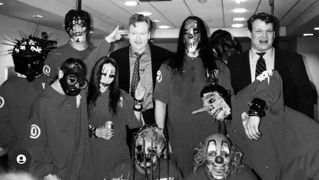 COREY TAYLOR revamps SLIPKNOT mask with glowing red eyes