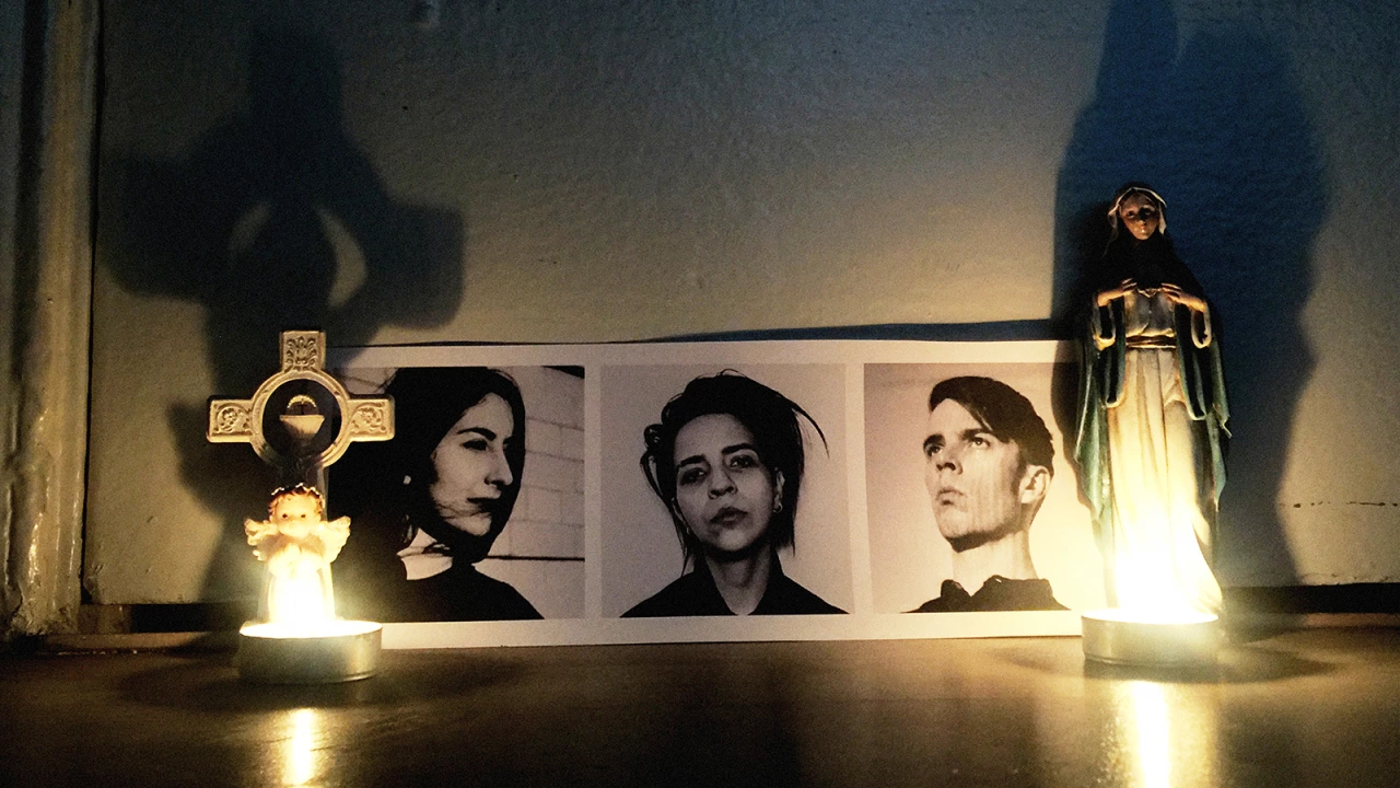 Hear Deftones-Approved Duo VOWWS' Gorgeous New Song With King Woman Singer