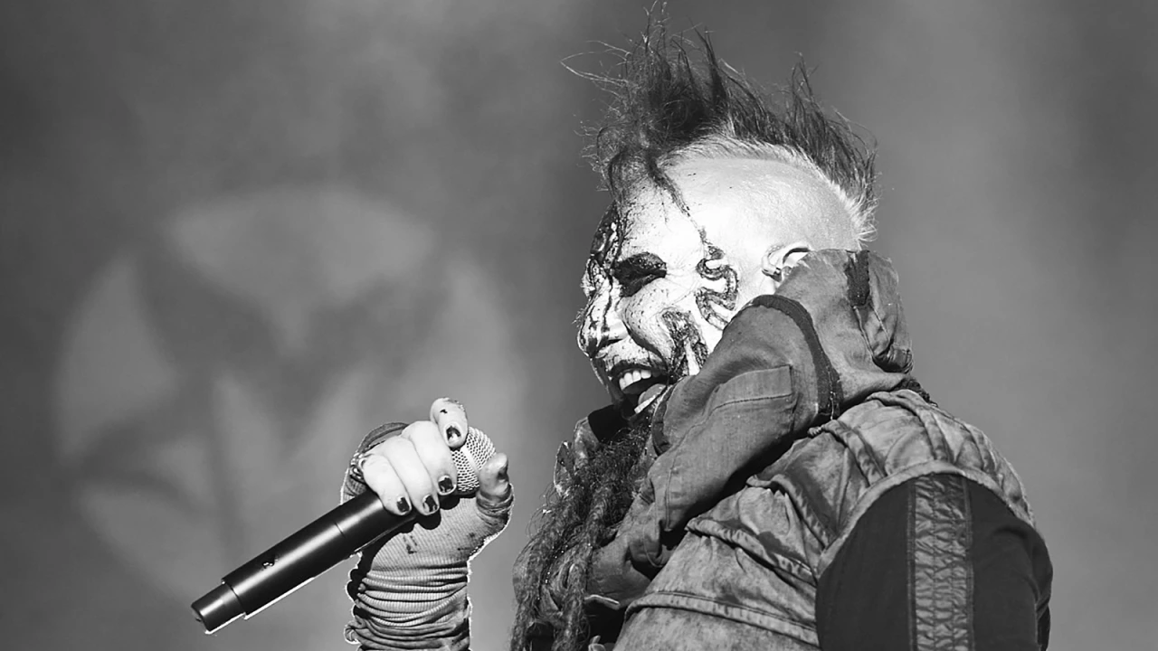 Mudvayne Play First Show in Over 10 Years: See Photos and Setlist