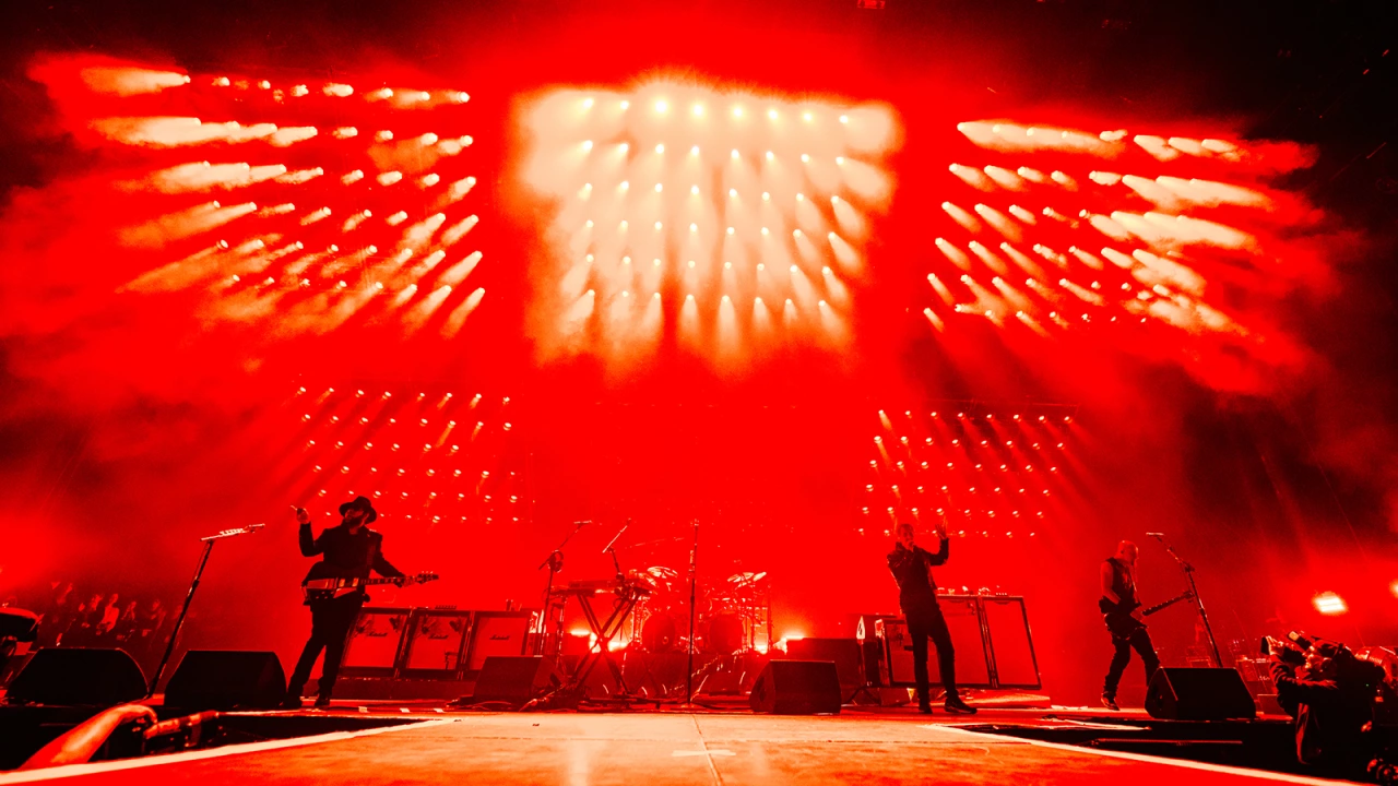 SYSTEM OF A DOWN add second dates to shows with AVENGED SEVENFOLD, KORN ...