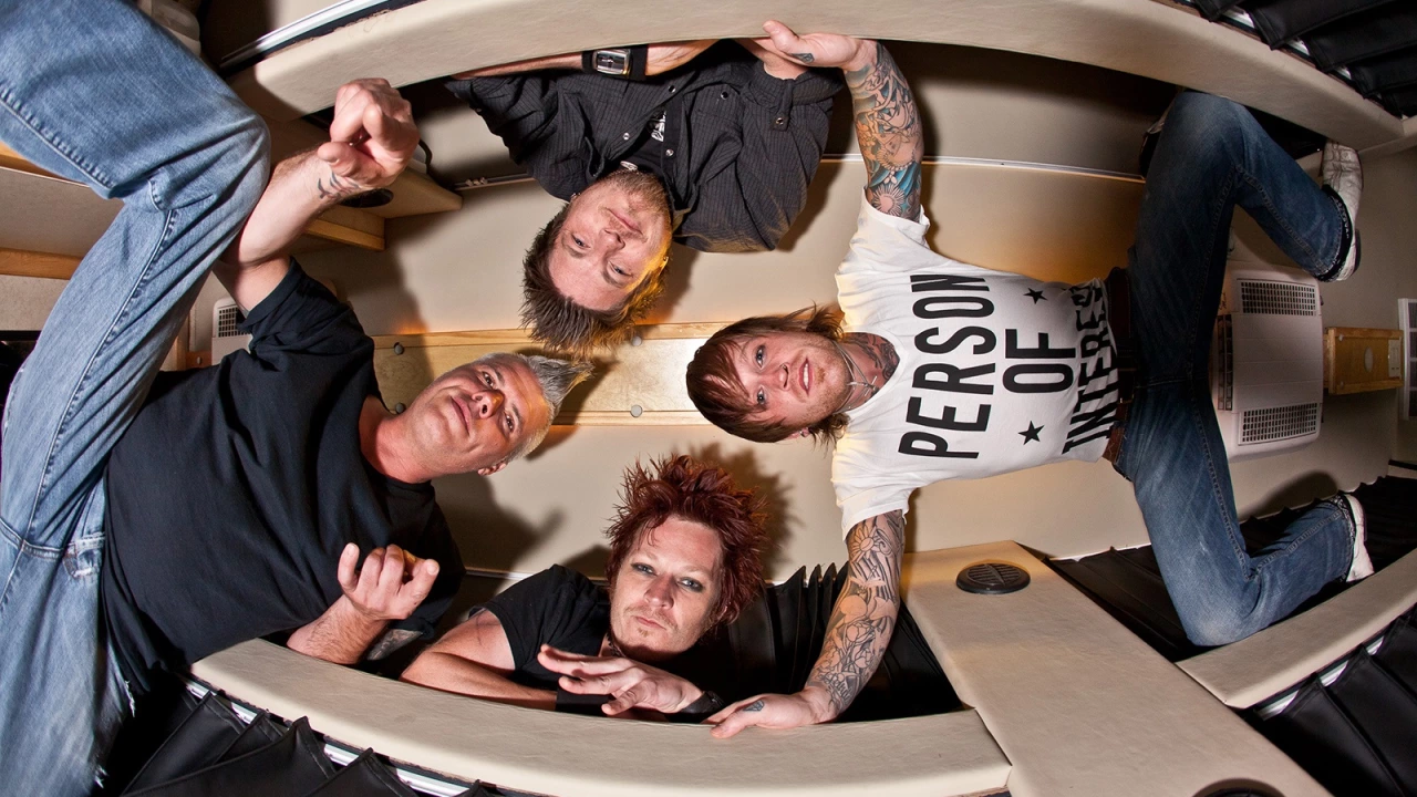 CROSSFADE reunite for first shows in 13 years