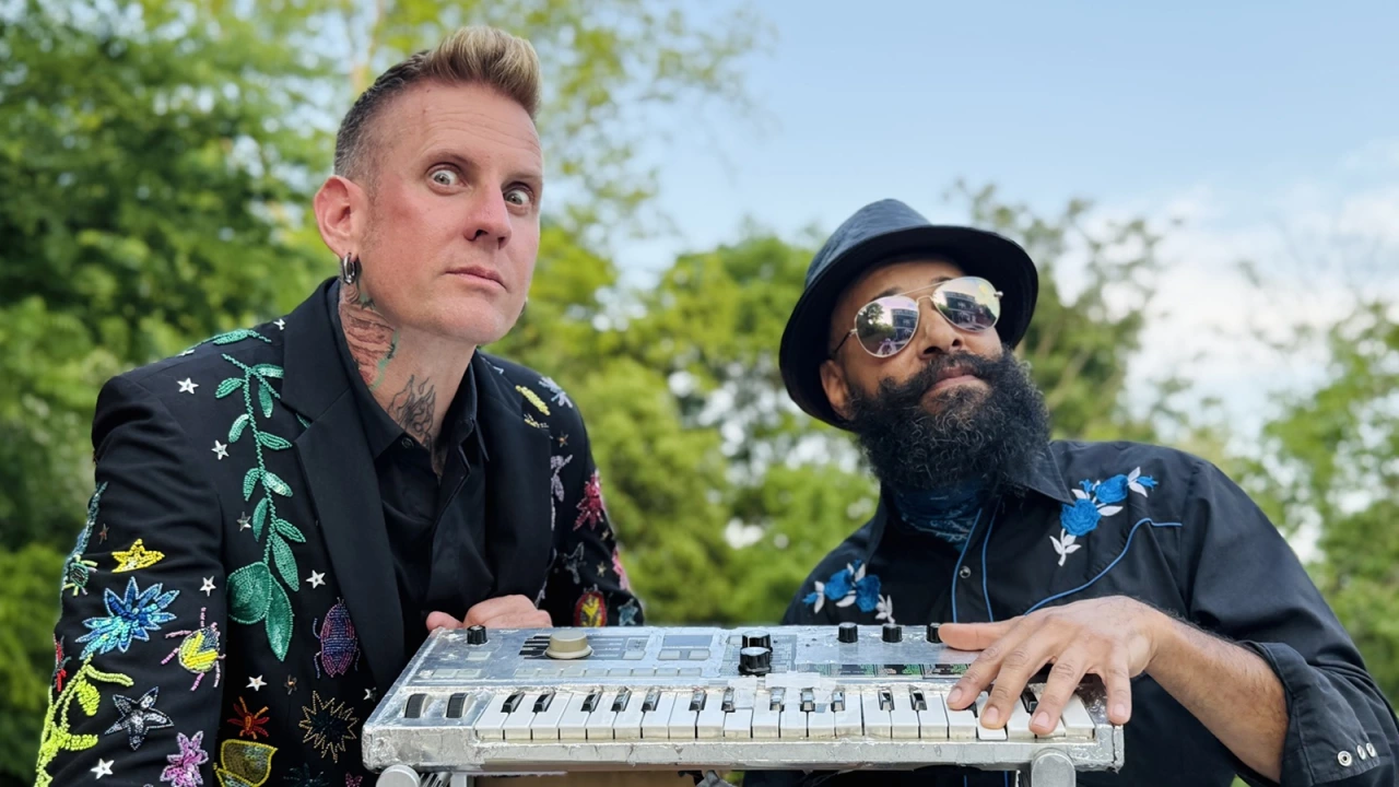MASTODON's BRANN DAILOR on letting his "freak flag fly" on dancy synth ...