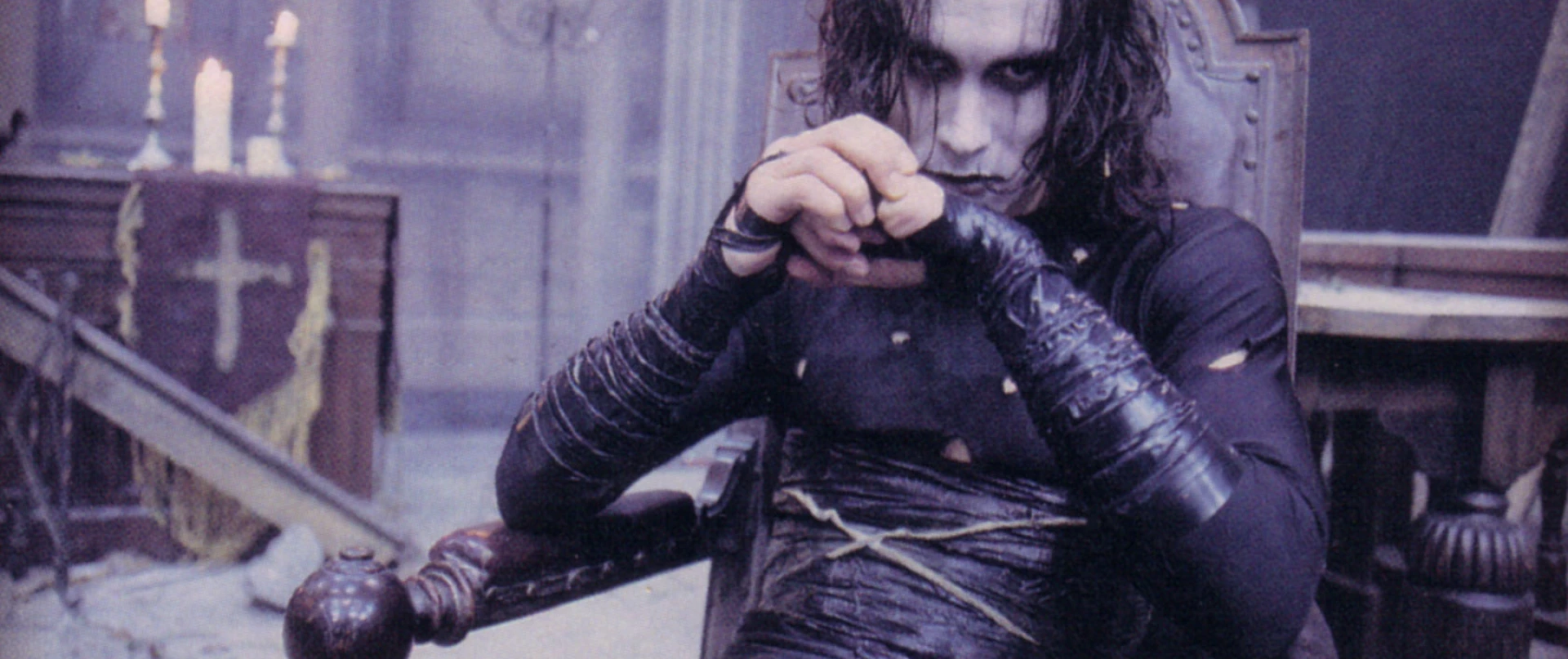 'The Crow' Soundtrack: The Anti-'Singles' of Its Time, The Outsider ...