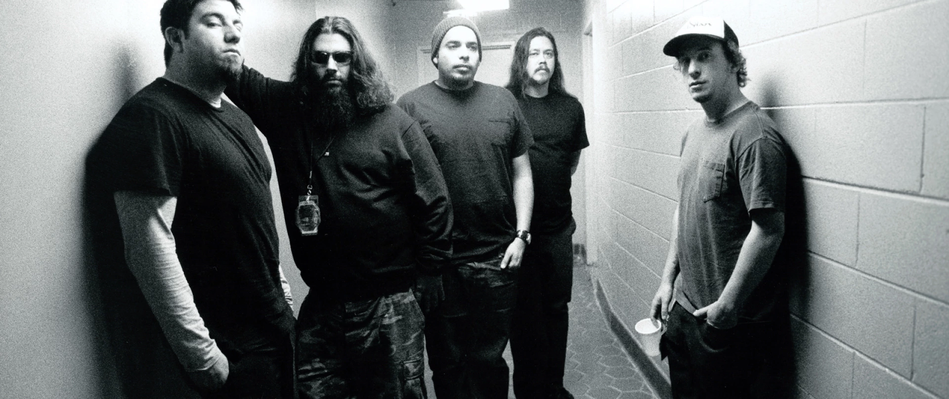 Deftones 'Saturday Night Wrist': Story Behind Album That Nearly Broke ...