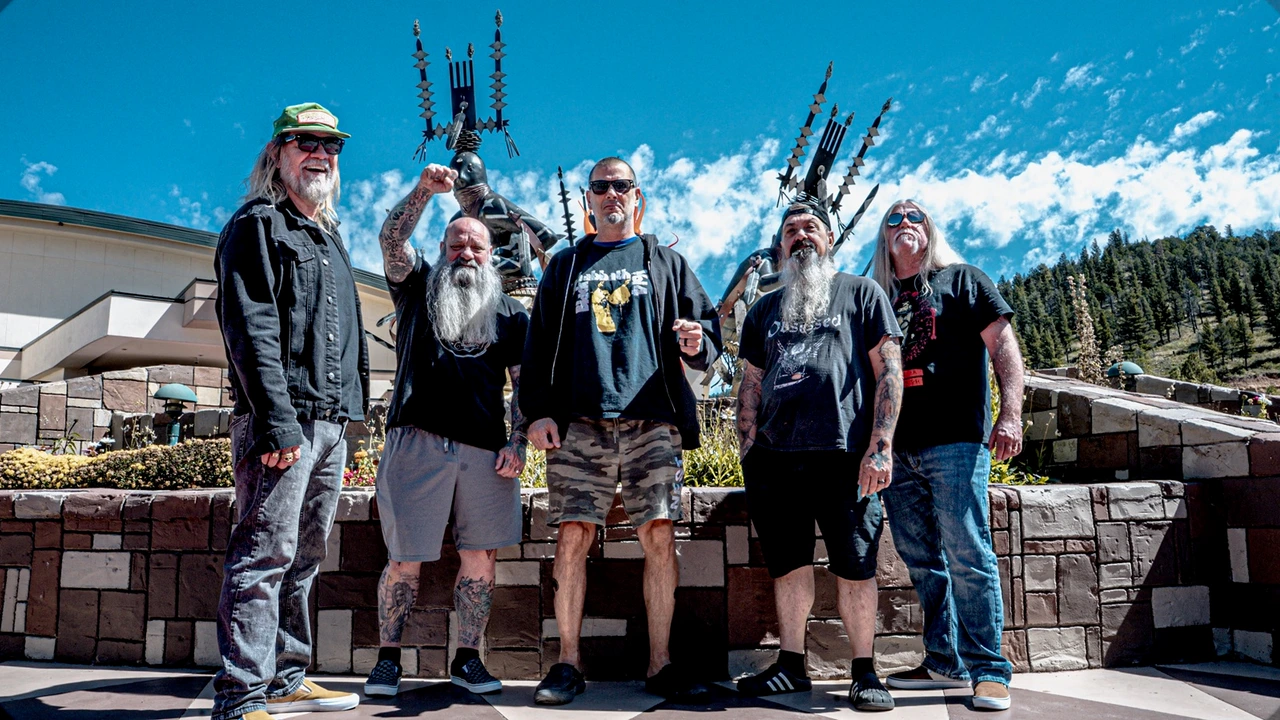 DOWN announce "Strap It Down" tour with HELMET