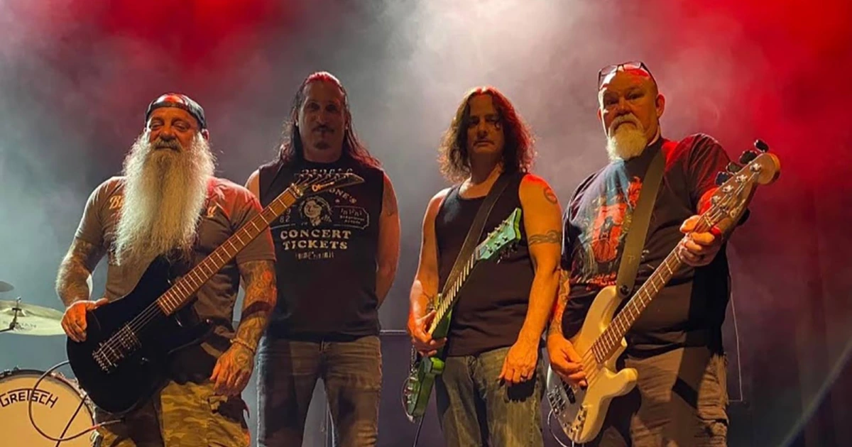 Hear TYPE O NEGATIVE and CROWBAR supergroup SUN DONT SHINE's killer new ...