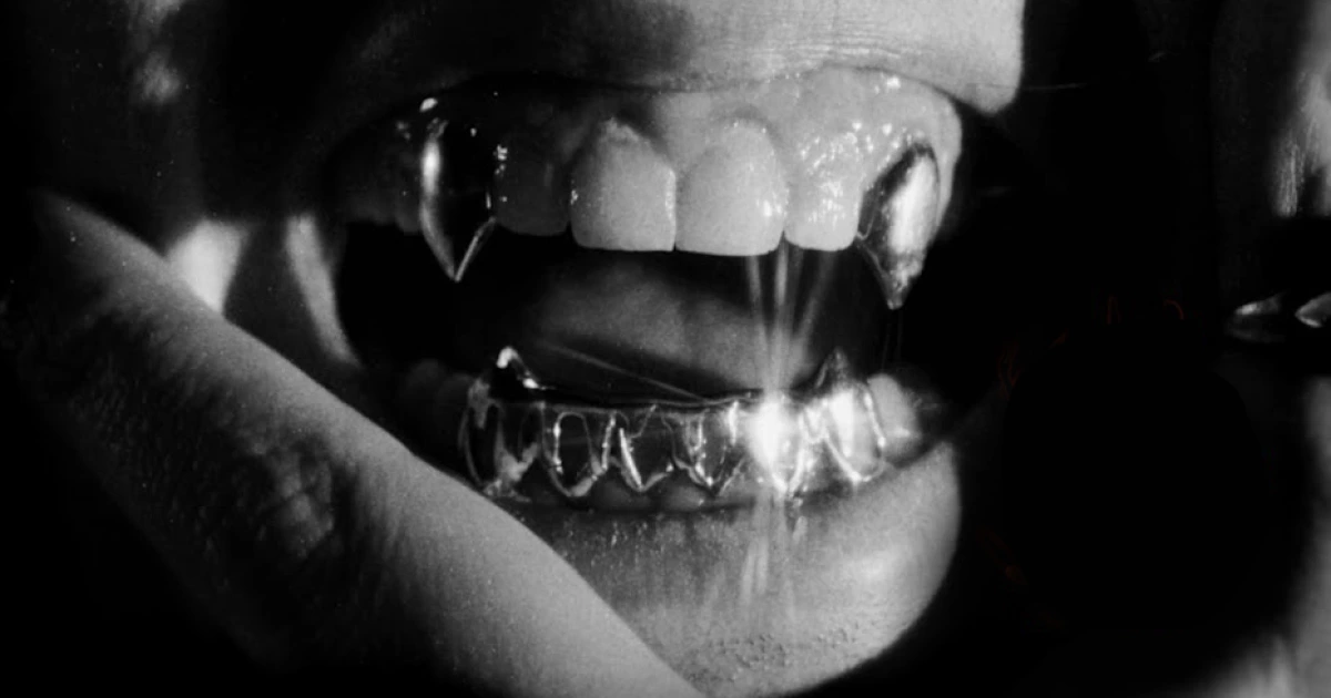 See HEAVY HALO's horny vampire video for goth-punk song "New Blood"