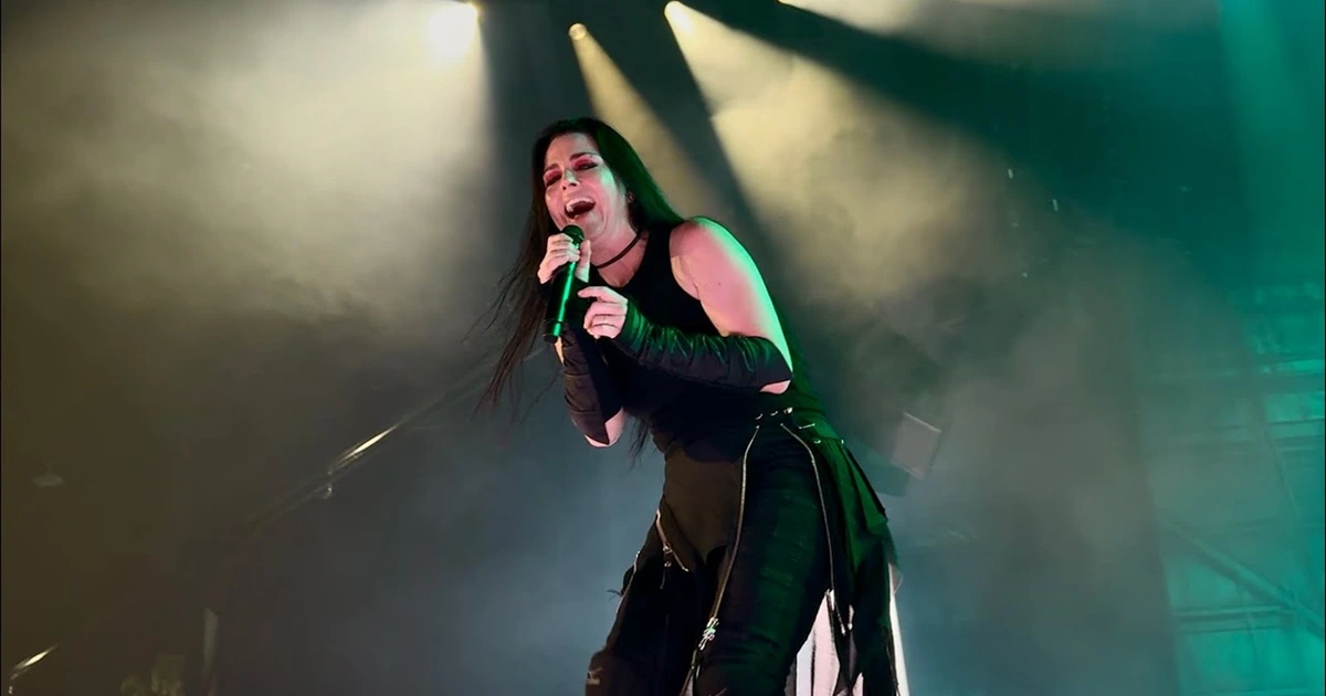 EVANESCENCE's tour opener: See setlist and video