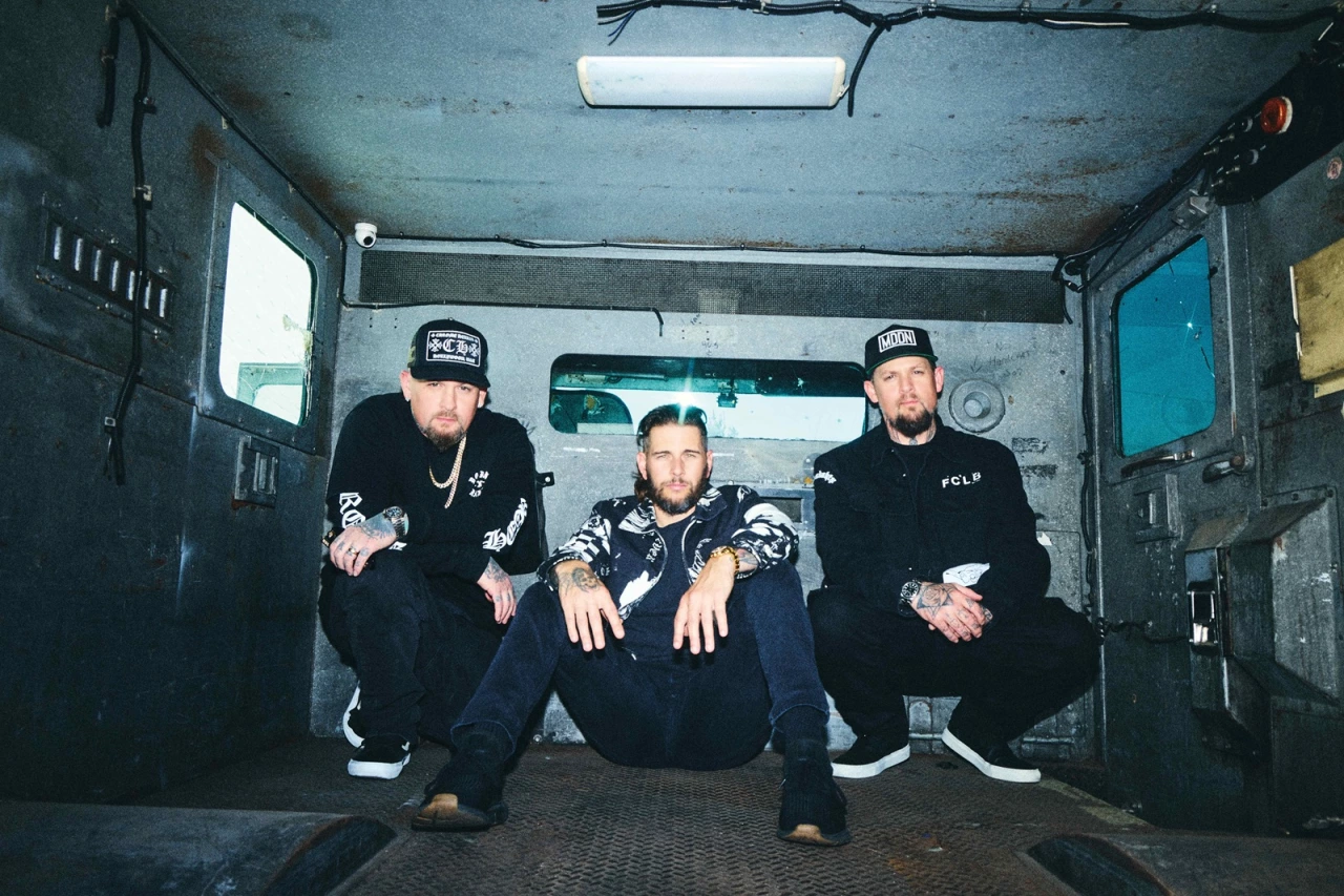 avenged sevenfold guitarist dad