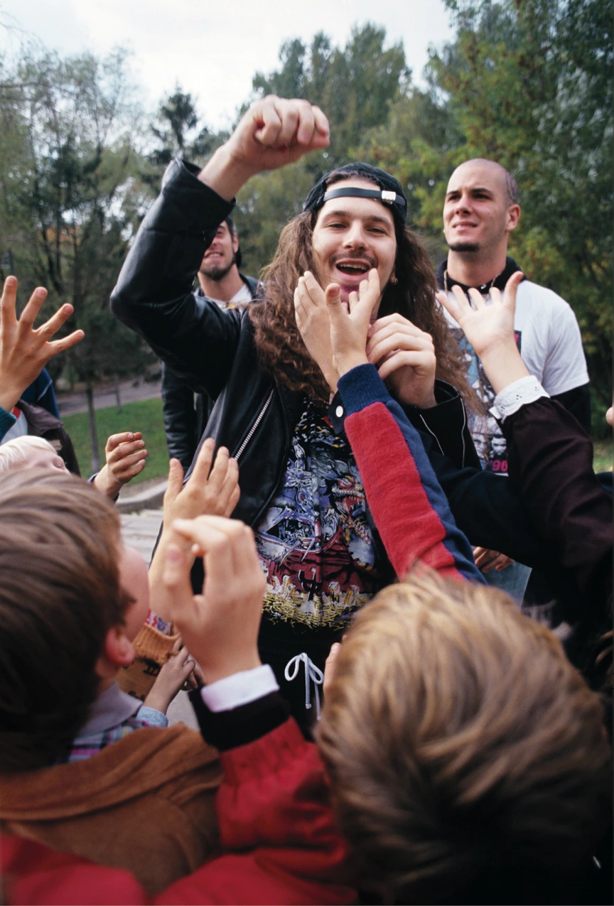 Pantera in Russia: See Amazing Photos From Iconic 1991 Monsters of Rock ...