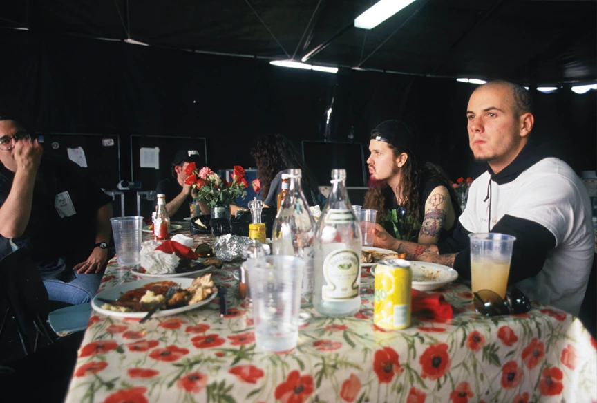 Pantera in Russia: See Amazing Photos From Iconic 1991 Monsters of Rock ...