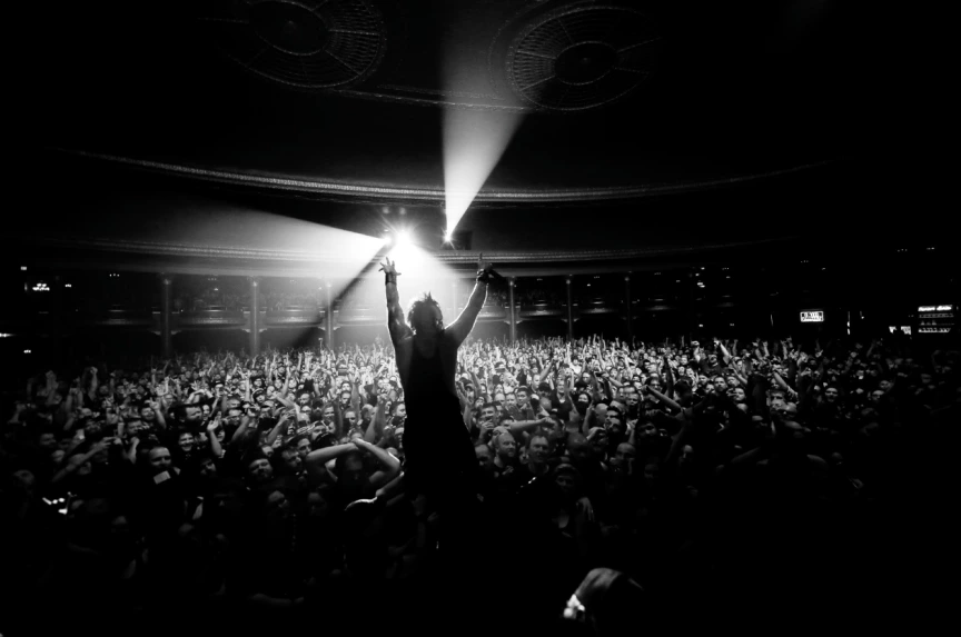 Inside Mudvayne's First Tour in 13 Years: See Exclusive, Behind-the ...