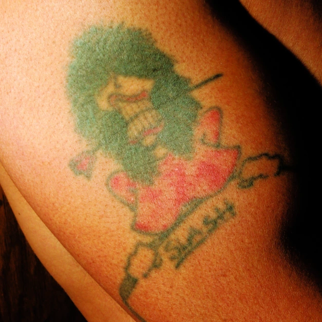 Inkspot: Guns N' Roses' Slash Shows Off His Favorite Tattoos