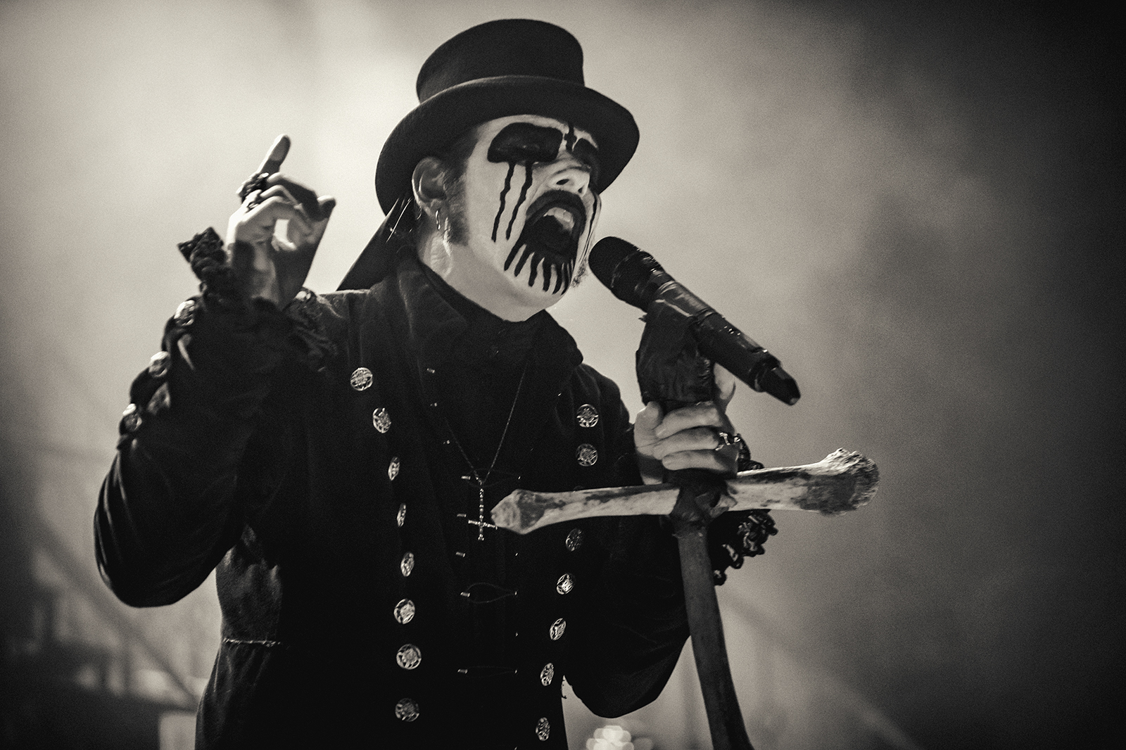 King Diamond Reigns Over Brooklyn's Kings Theatre: See Stunning Photos