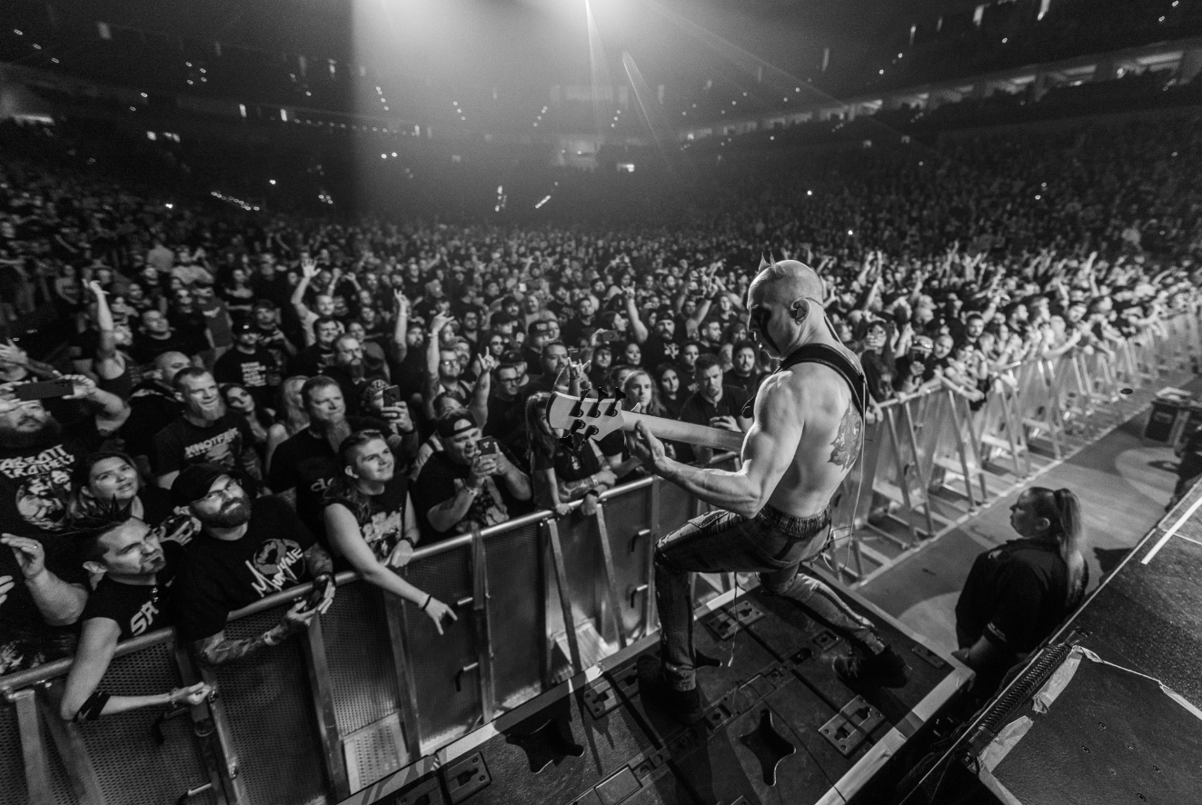 Inside Mudvayne's First Tour in 13 Years: See Exclusive, Behind-the ...