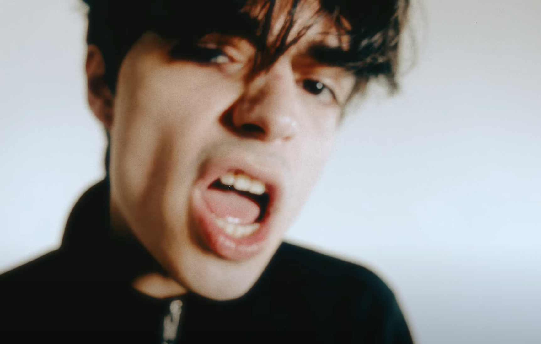 DOFLAME debuts new song "Fastlanes," announces upcoming album 'BENT'