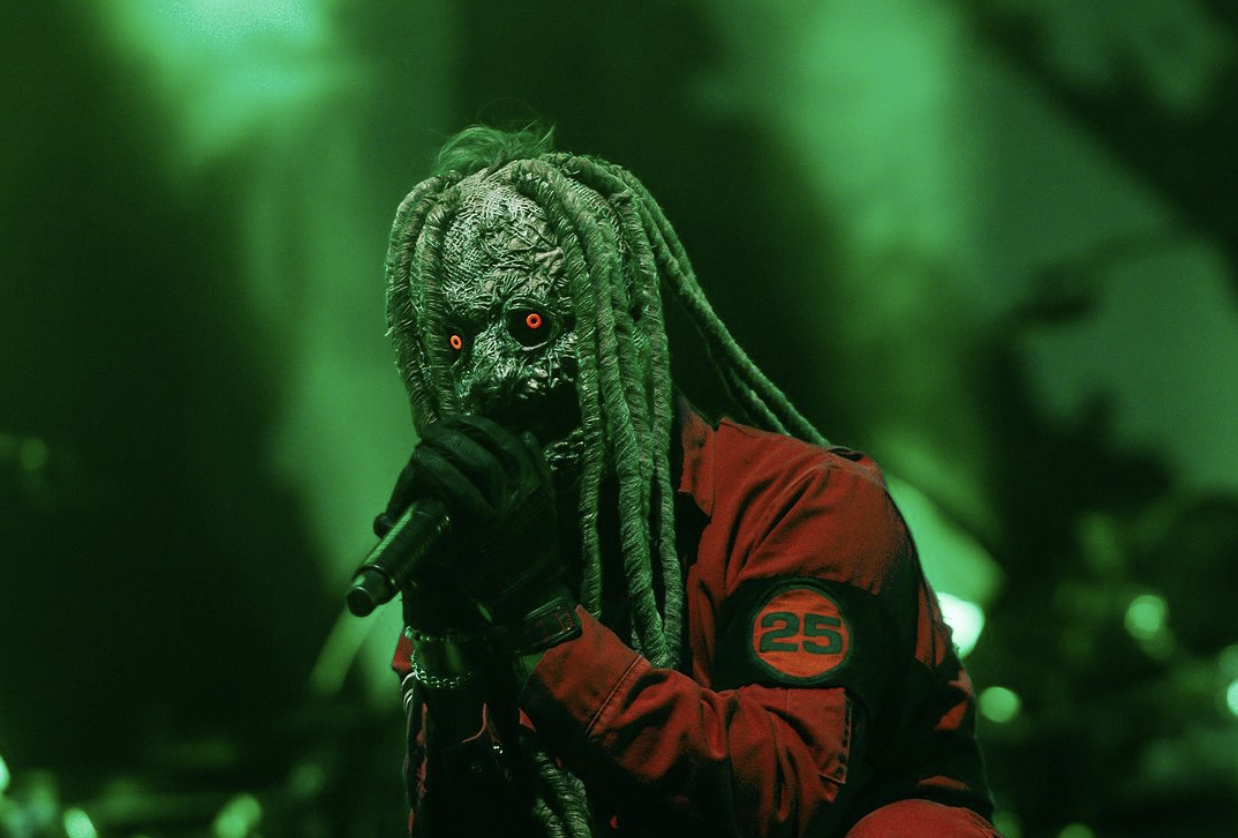 COREY TAYLOR revamps SLIPKNOT mask with glowing red eyes