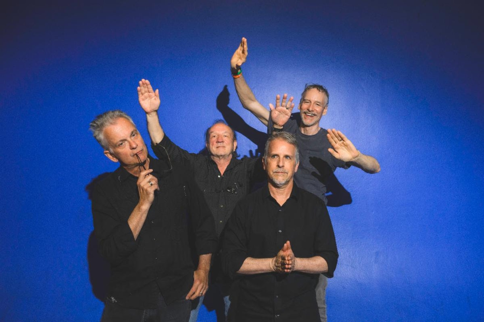 Hear THE JESUS LIZARD's new lounge-core single "Cost of Living"