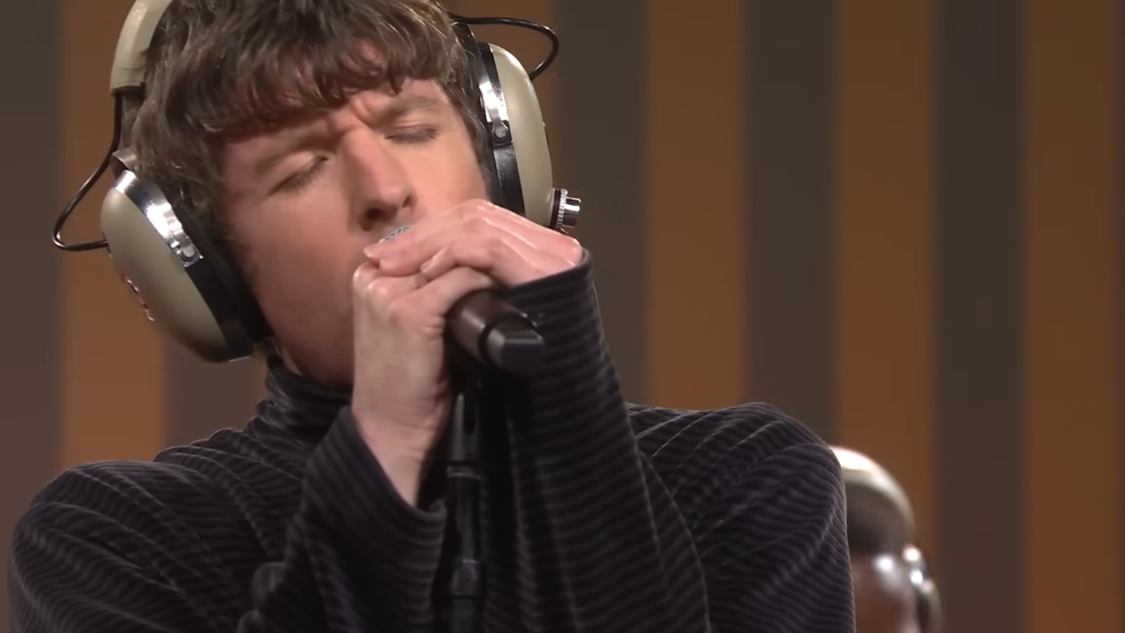 See TURNSTILE debut new songs on 'Fallon' "I CARE" and "DULL"