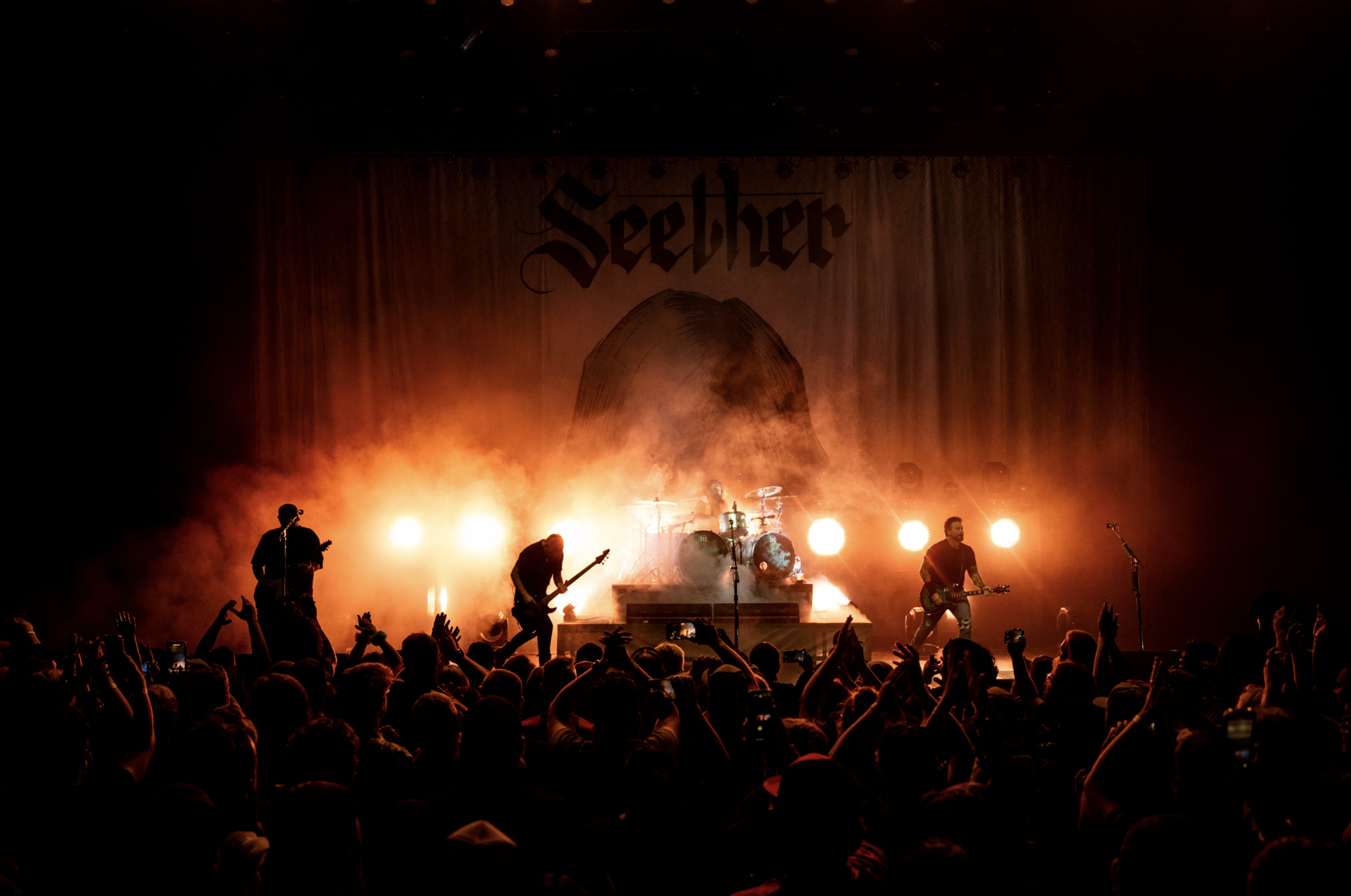 SEETHER on DAUGHTRY tour, DEFTONES resurgence, 25-year legacy and more