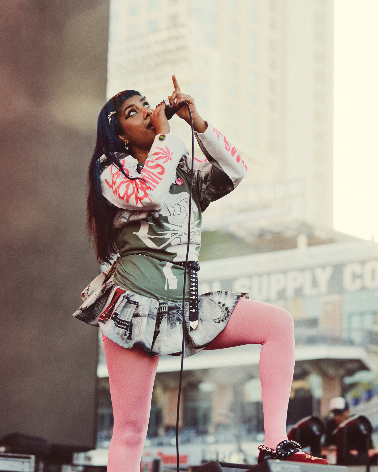 Dia De Los Deftones 2025: See epic photos of DEFTONES, CLIPSE ...