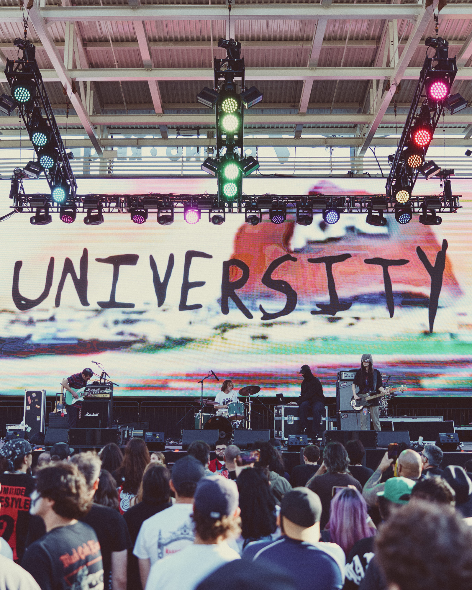 Dia De Los Deftones 2025: See epic photos of DEFTONES, CLIPSE, DEAFHEAVEN and more